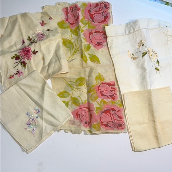 Vintage | Accents | Vintage Floral Embroidered Handkerchief Set | Poshmark